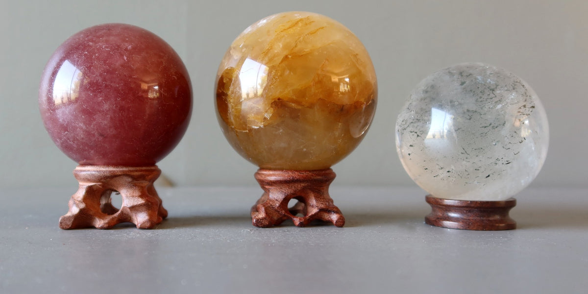 Top 9 Real Quartz Crystal Balls for Energy Healers I Satin Crystals