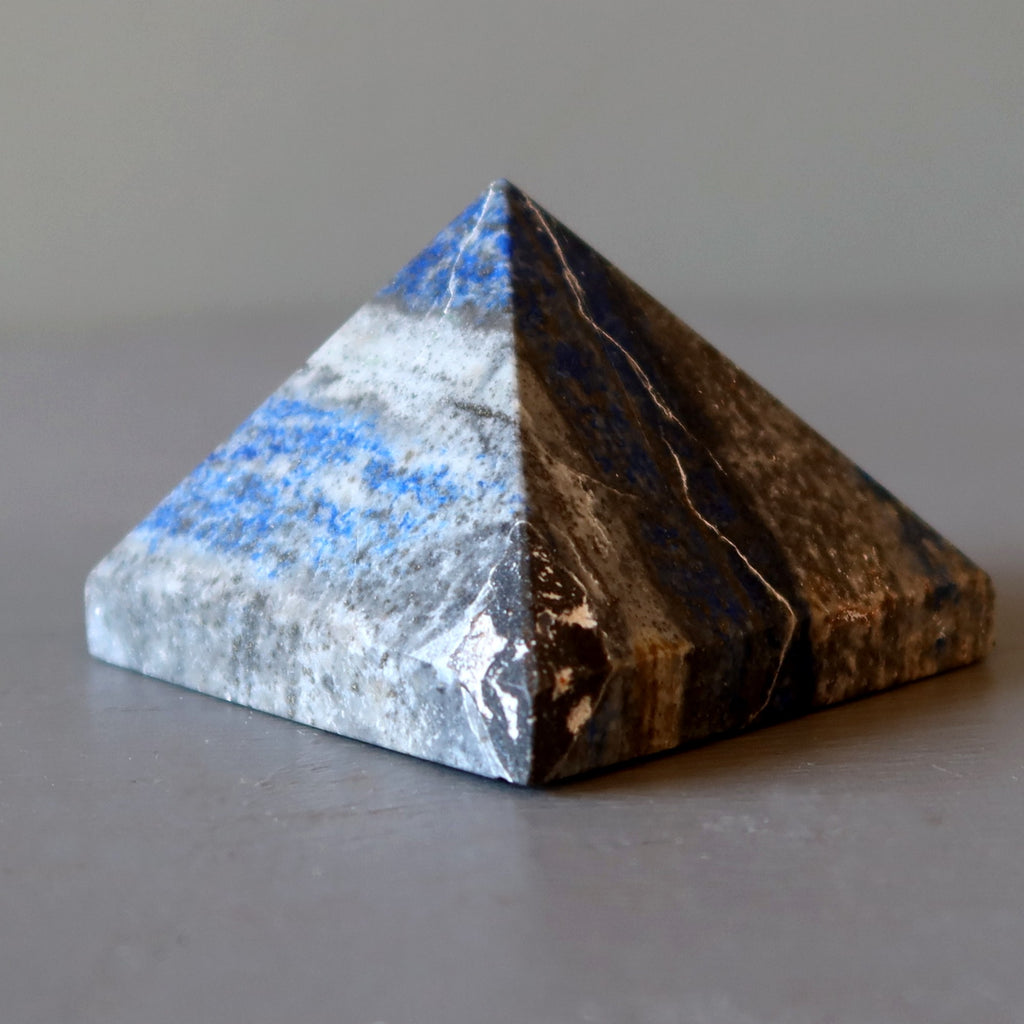 Pyramid Shop I Healing with Sacred Geometry I Satin Crystals