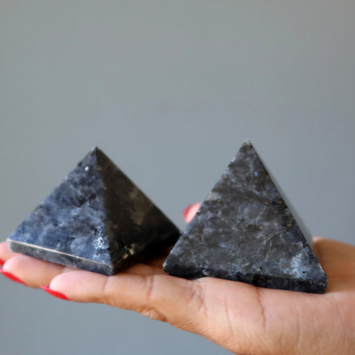 Top 15 Moldavite and Crystal Combinations that Pair Well Together ...